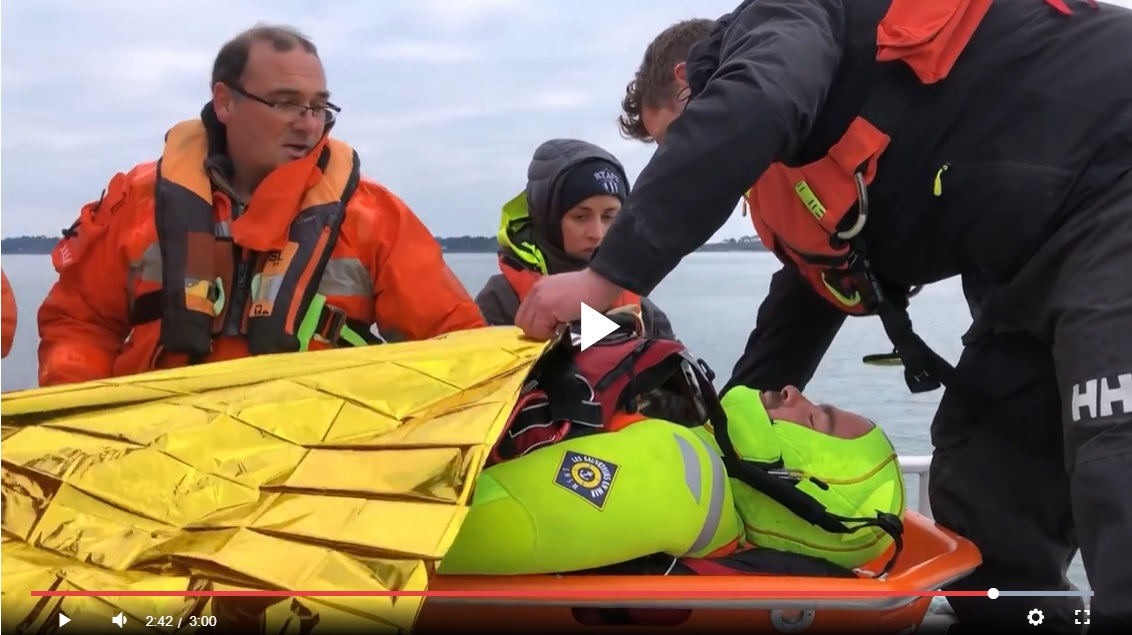 Les sauveteurs en mer sur les plages et en mer - SNSM